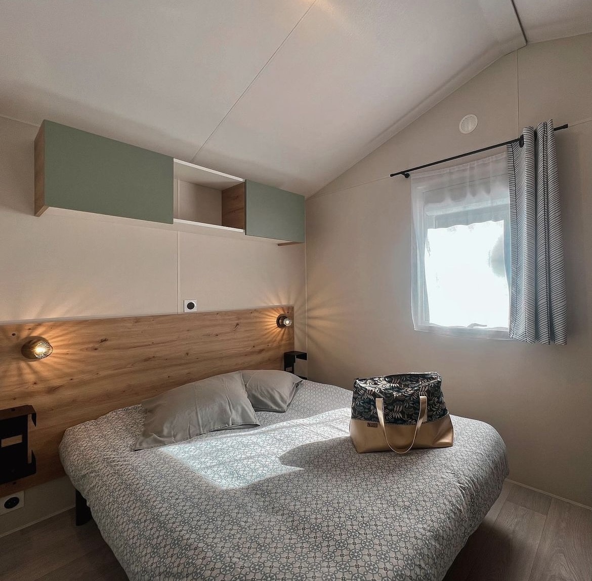 Location d'un chalet Mobile Bahia 4 personnes 2 ch à Super-Besse